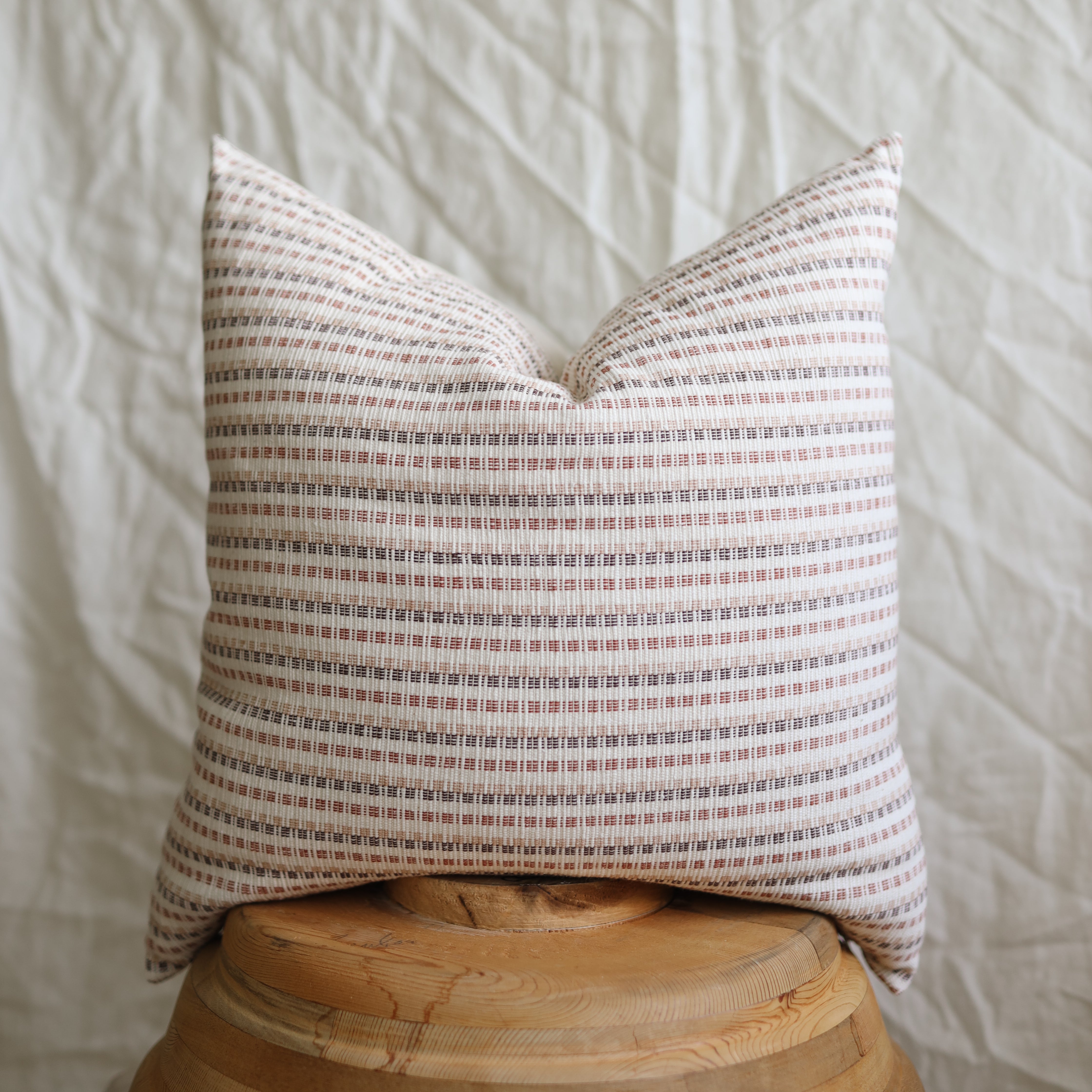 Iris Woven Pillow Cover – Mae Woven